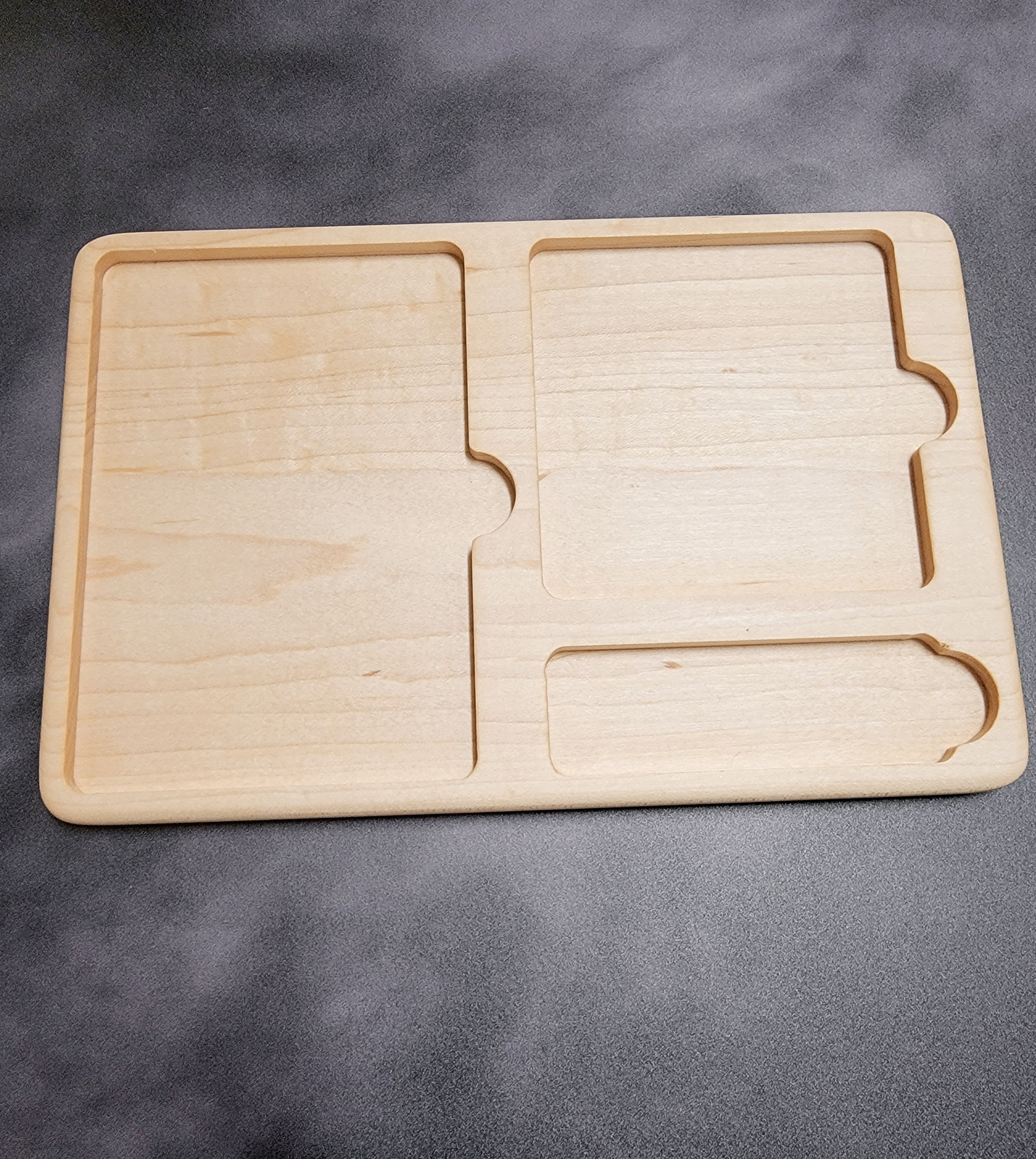 Montessori 3 part card tray – MirusToys